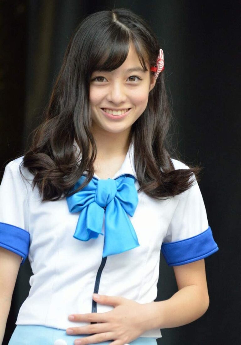 橋本環奈の体重増減の比較画像まとめ！太ったり痩せたり二重顎だったり…でもかわいい！w | menslog